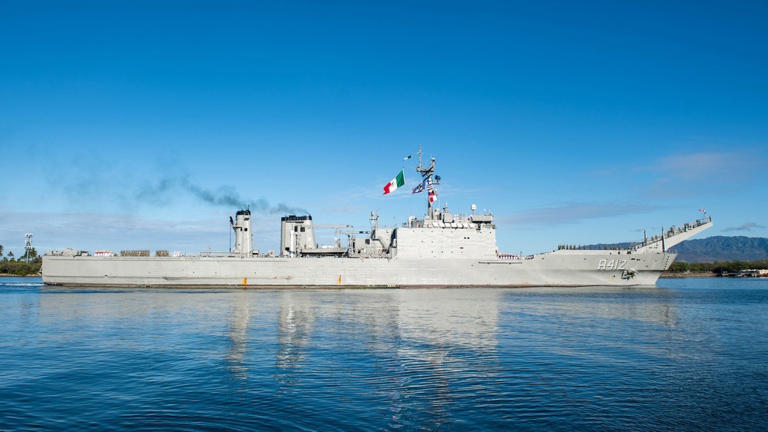 Mexican sailors aboard doomed Navy ship that crashed into Brooklyn ...