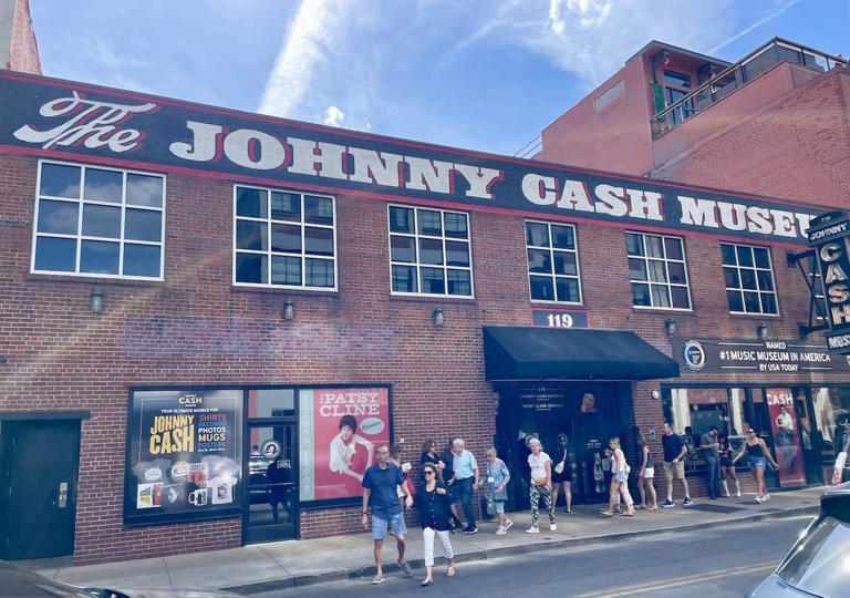 From Mile-High Biscuits to Historic Honky Tonks: The Best Nashville ...