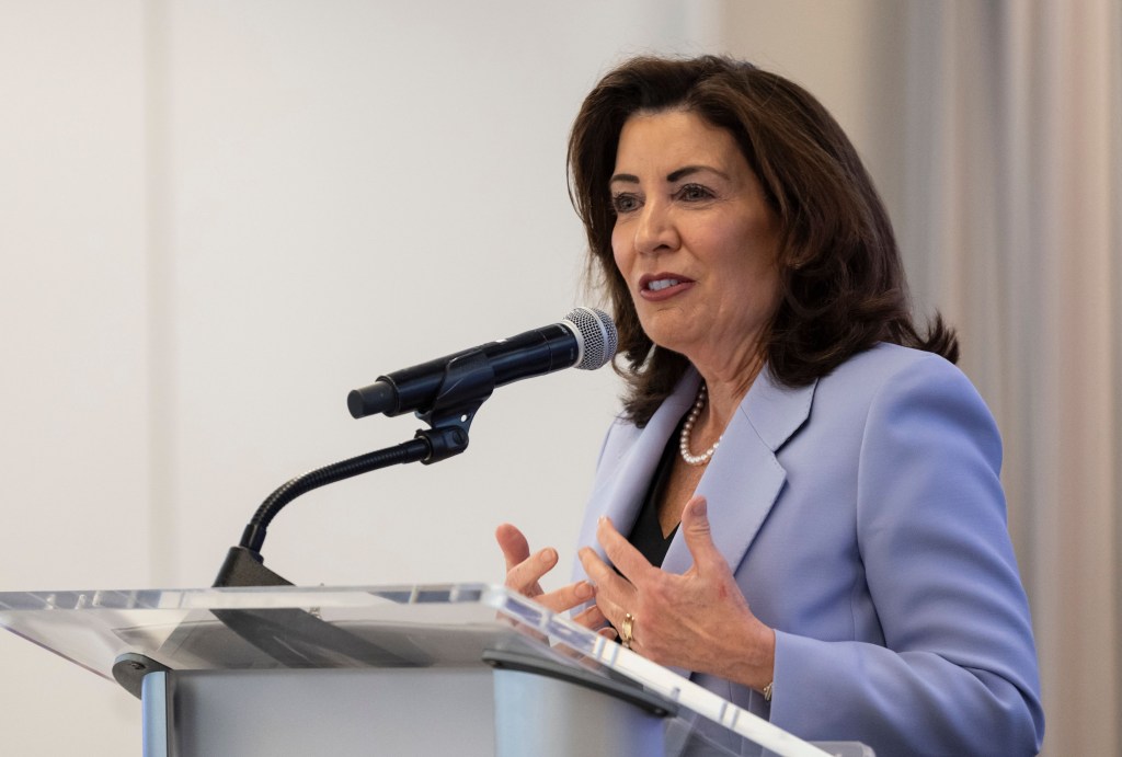 Kathy Hochul taps new board of directors Nassau County hospital after ...