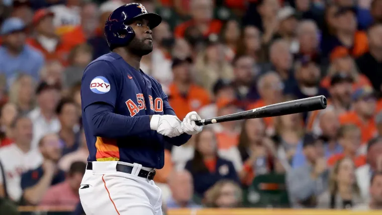 Astros star outfielder has hidden hand fracture, will continue baseball ...