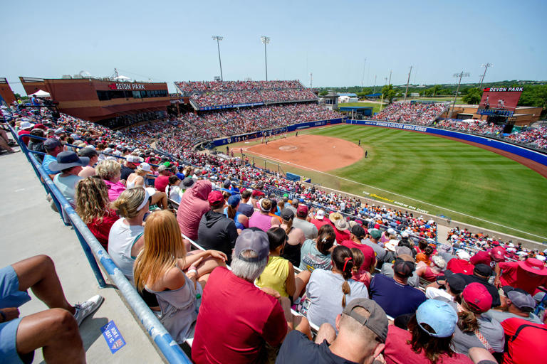 Why MLB backing of Athletes Unlimited Softball League comes at perfect time