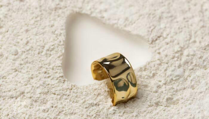 Shop these Trending Gold Rings: From Minimal to Luxurious Picks