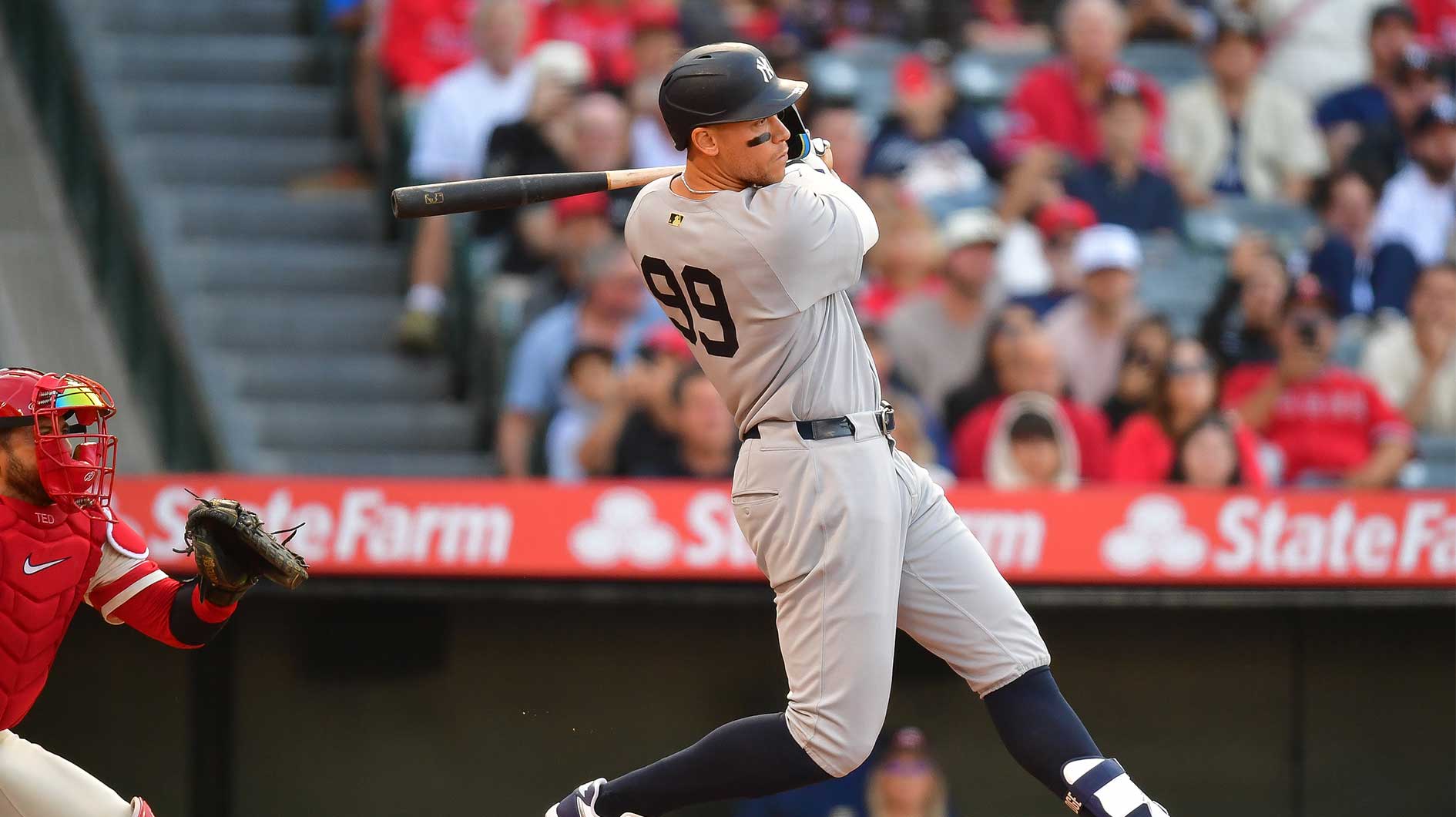 Yankees’ Aaron Judge calls out Shohei Ohtani with funny home run reaction