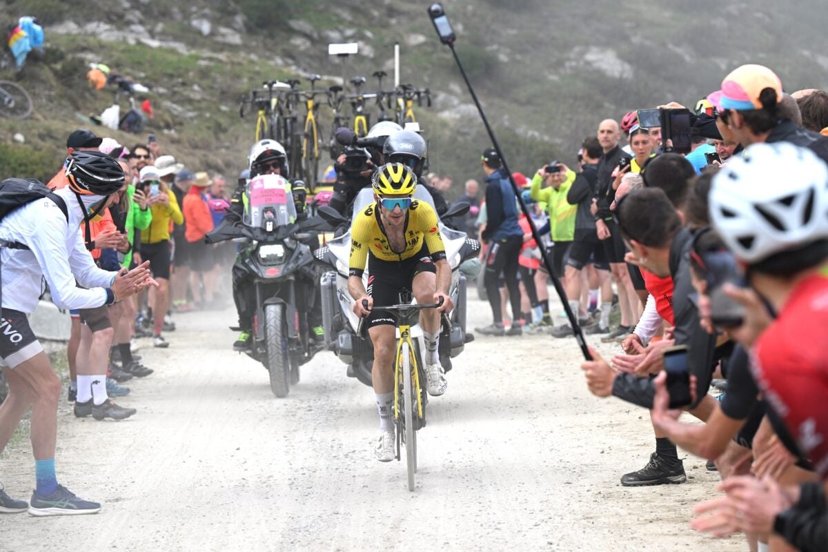 Giro d’Italia Stage 20: Staggering Turnaround by Simon Yates on ...