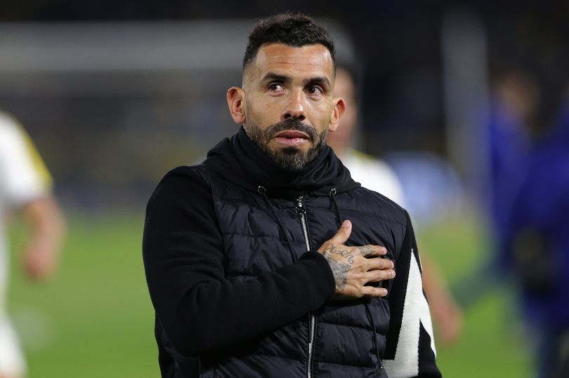 Iconic Carlos Tevez billboard recreated next to Manchester United's Old ...