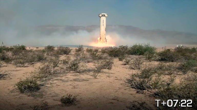Blue Origin launches 1st New Zealander to reach space, 5 others on ...