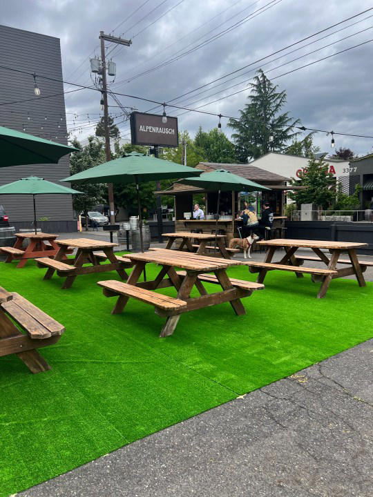 Olympia Provisions team slings Swiss-inspired sausage at new ...