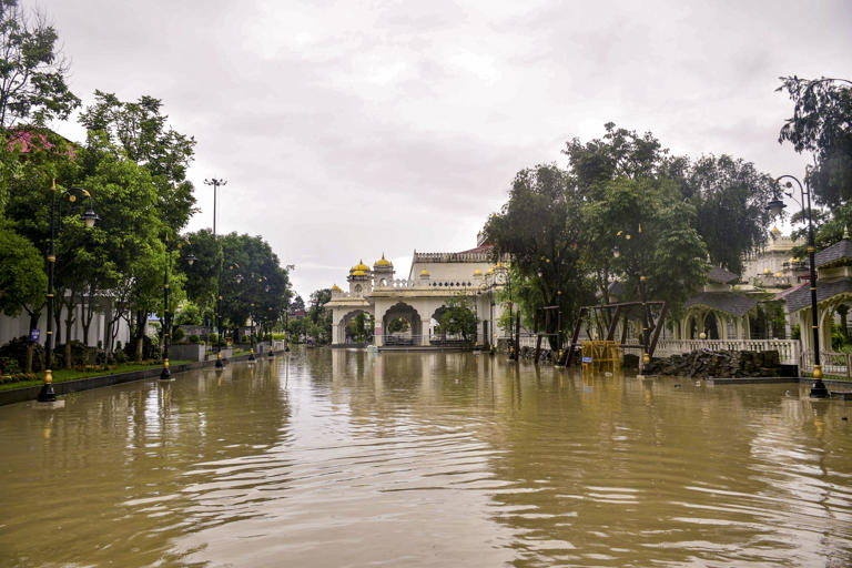 Rising water level in Imphal river has compounded distress of people in ...