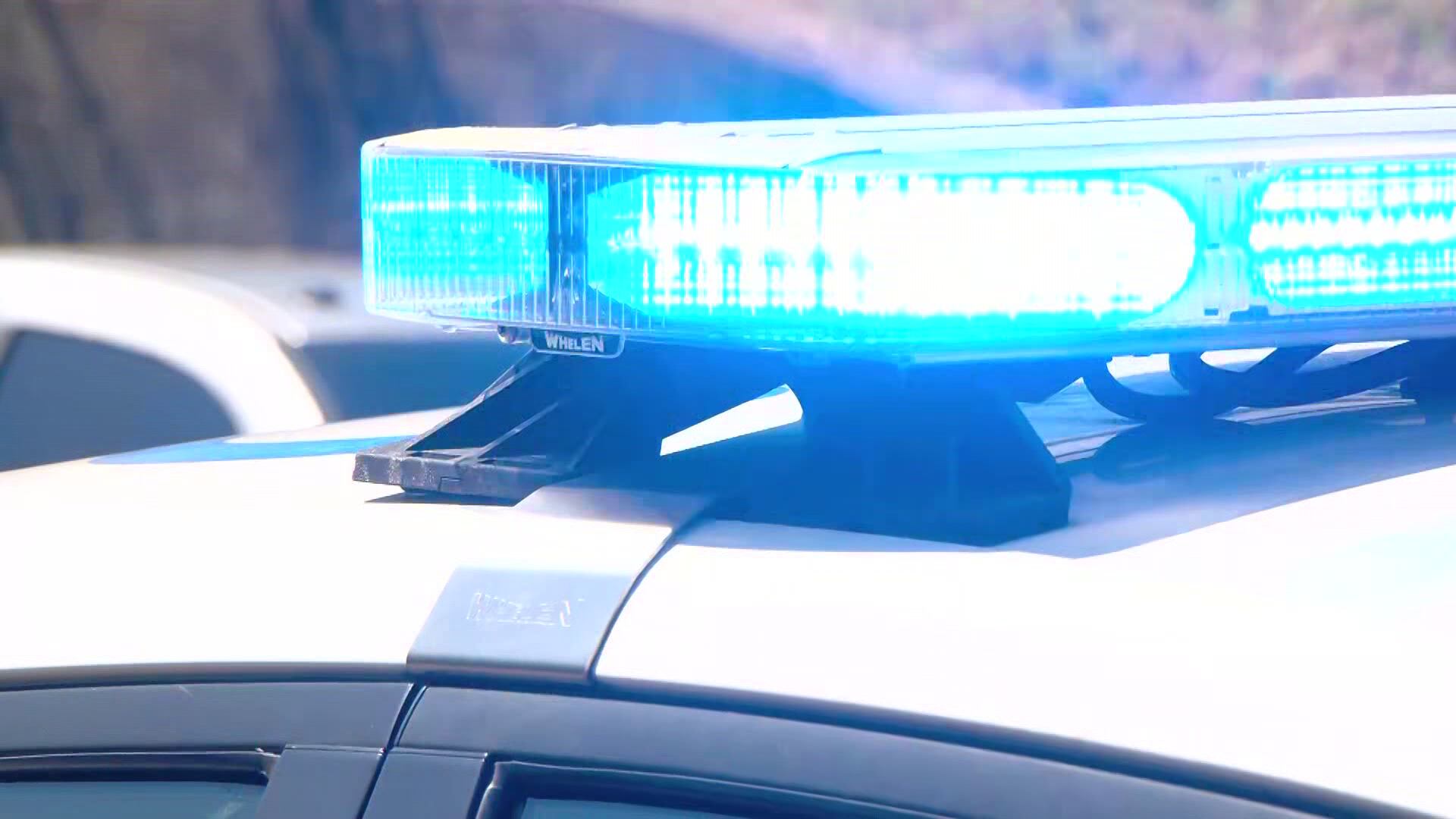 Crash involving MPD squad car in Midtown, 2 detained, police say