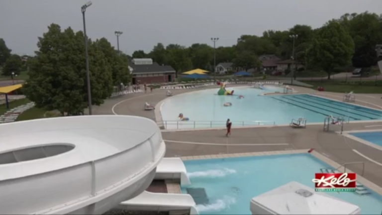 Outdoor pools open across Sioux Falls