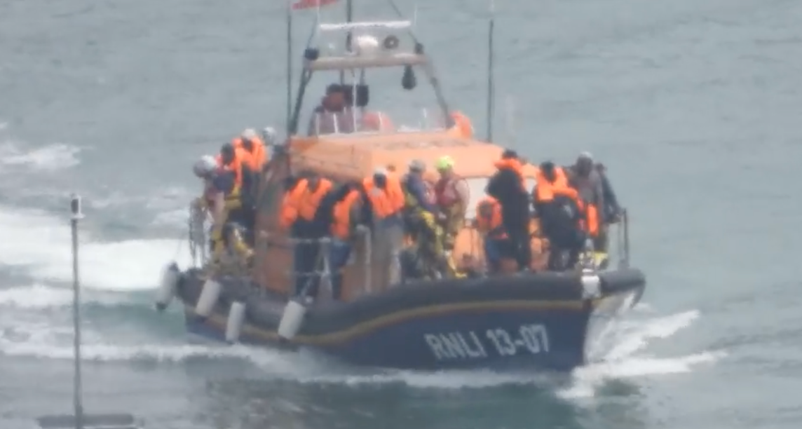 WATCH: Chaos at Dover as record Channel migrant wave triggers lifeboat ...