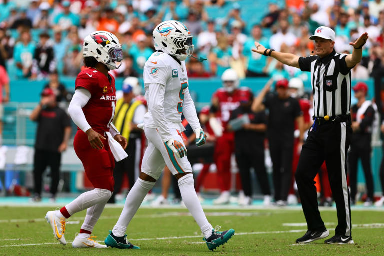 NFL insider offers a subtle hint about how Miami Dolphins will resolve ...