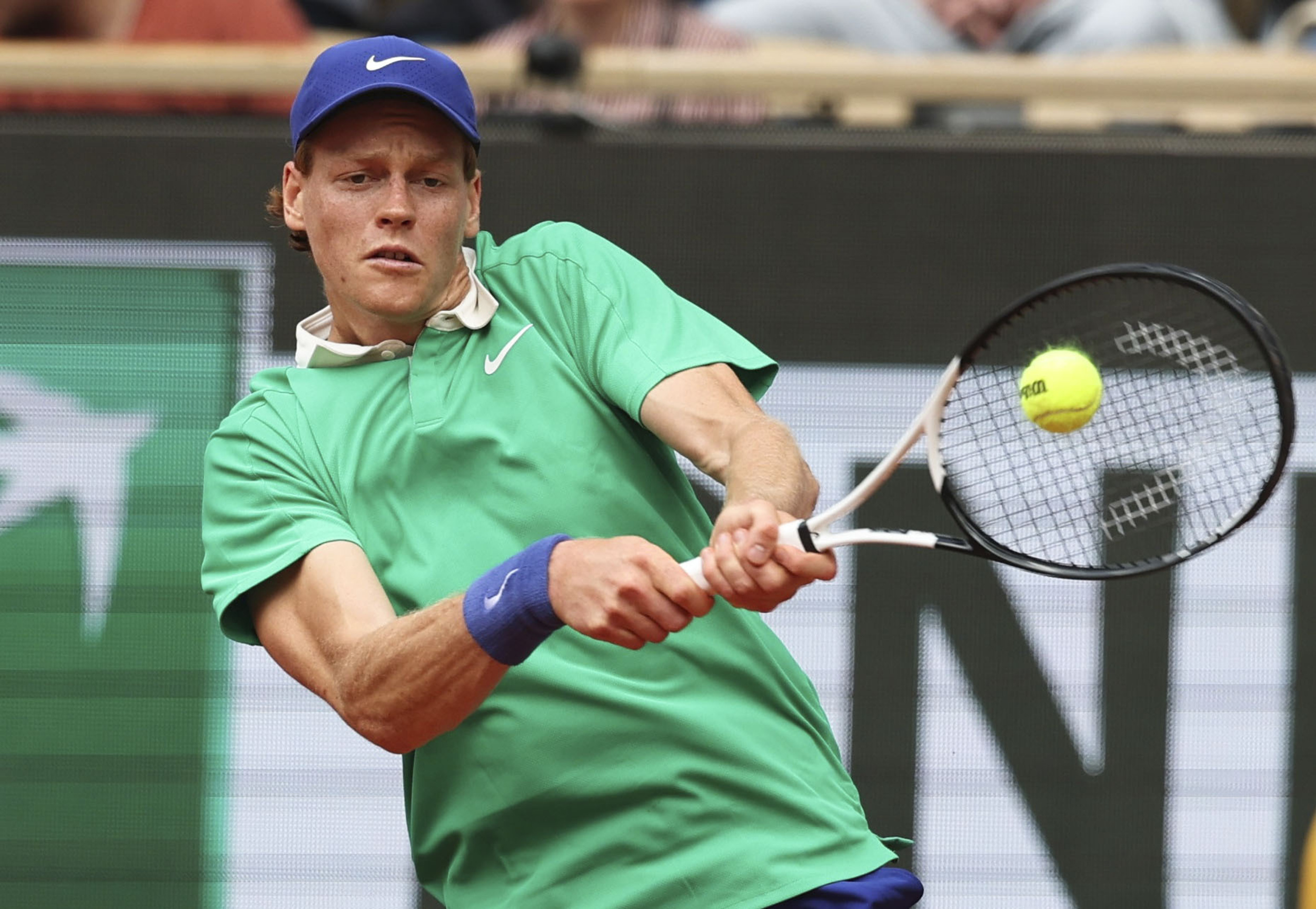 Masterclass in motion: Jannik Sinner destroys Jiri Lehecka to reach ...