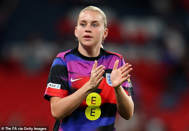 Aggie Beever-Jones can become the poster girl for England's next ...