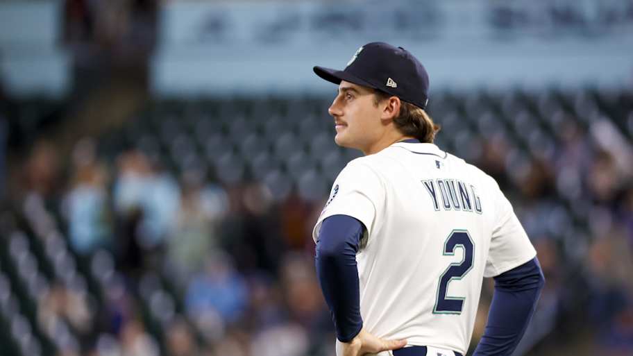 Blaring fire alarm halts Twins-Mariners game in Seattle