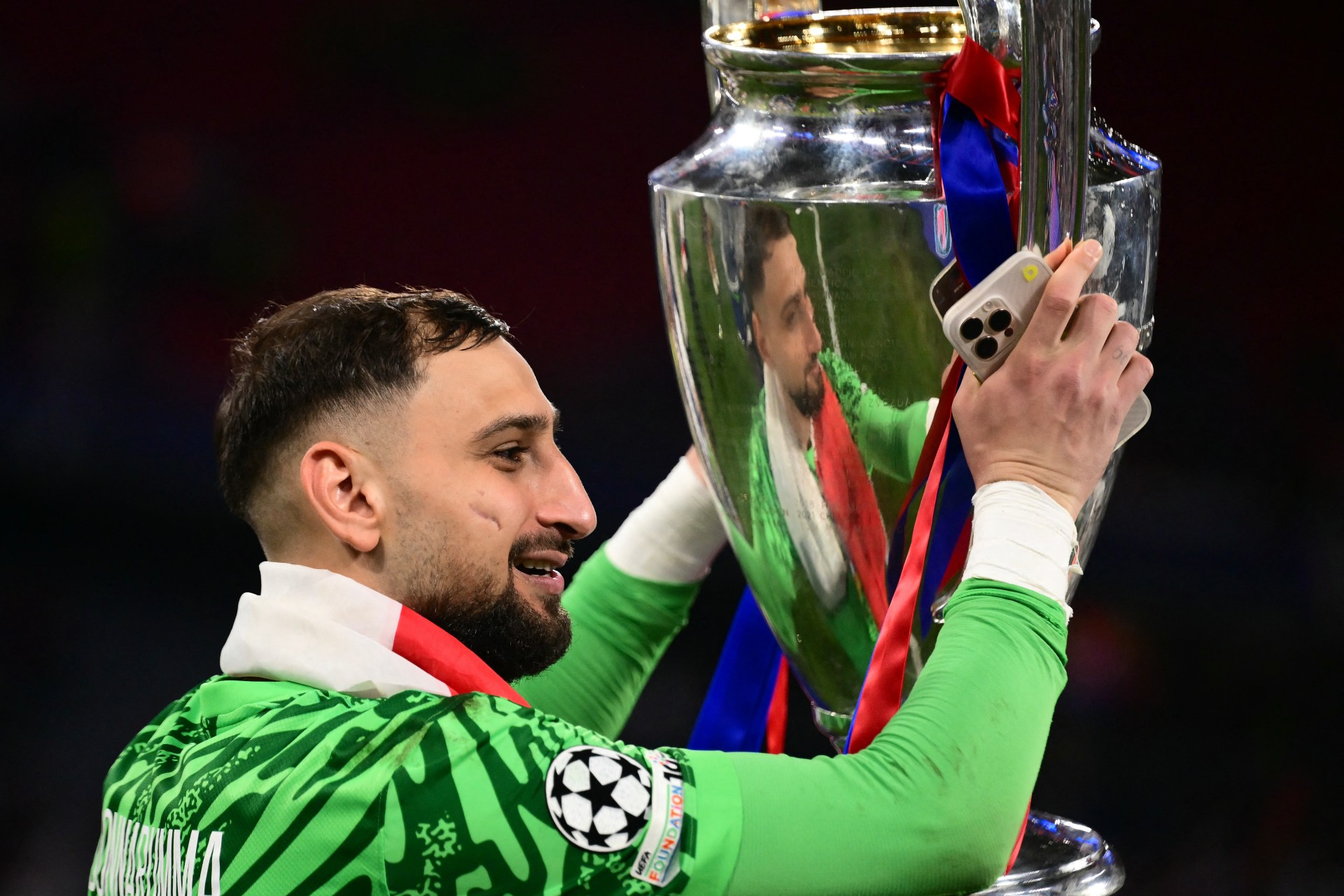 Gianluigi Donnarumma speaks out on his PSG future after Champions ...
