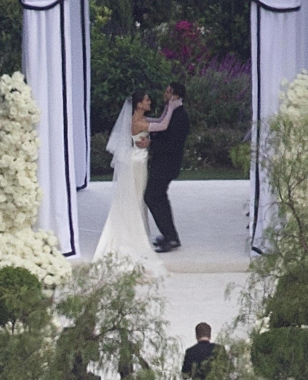 Hailee Steinfeld marries Josh Allen in romantic wedding ceremony