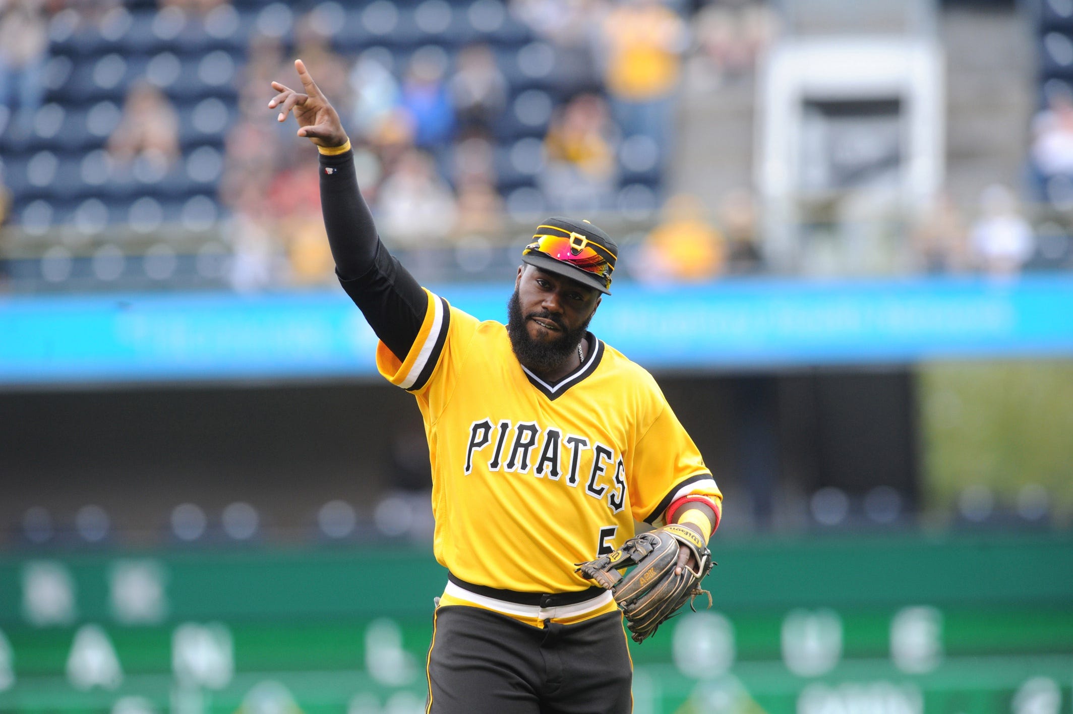 Josh Harrison announces retirement
