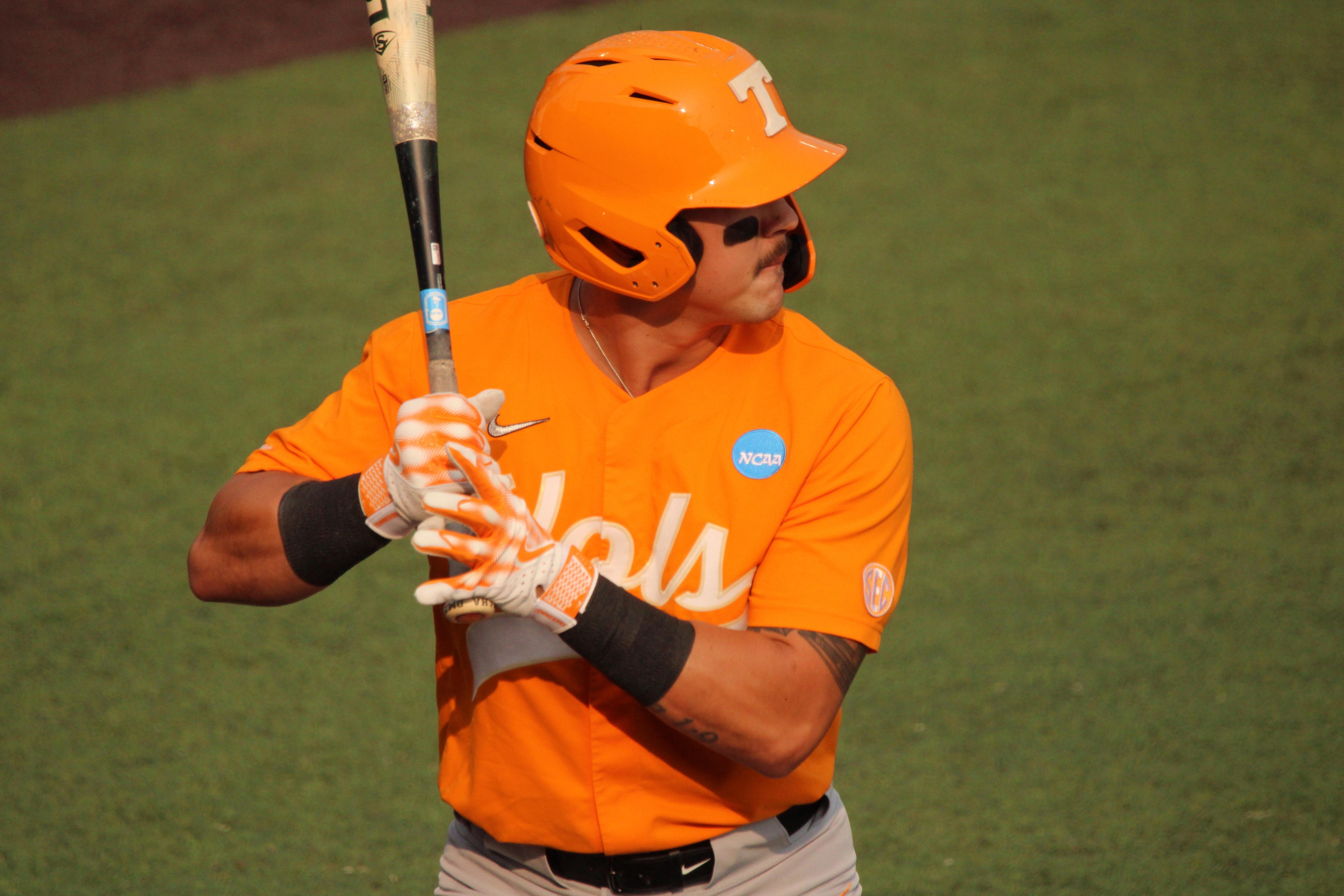Hunter Ensley signs with MLB team