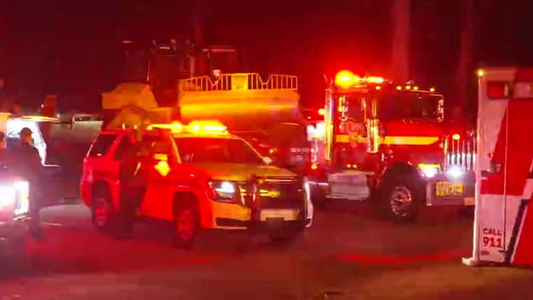 Three-alarm brush fire scorches Oakland Hills