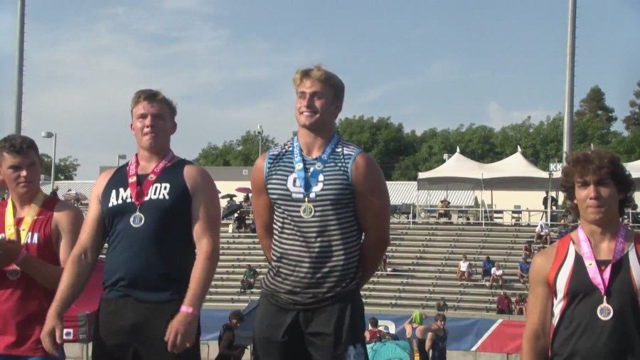 Madsen pulls off another state double, Lott wins 1600m