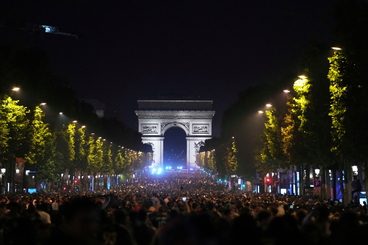 Hundreds arrested as PSG fans celebrate historic Champions League win ...