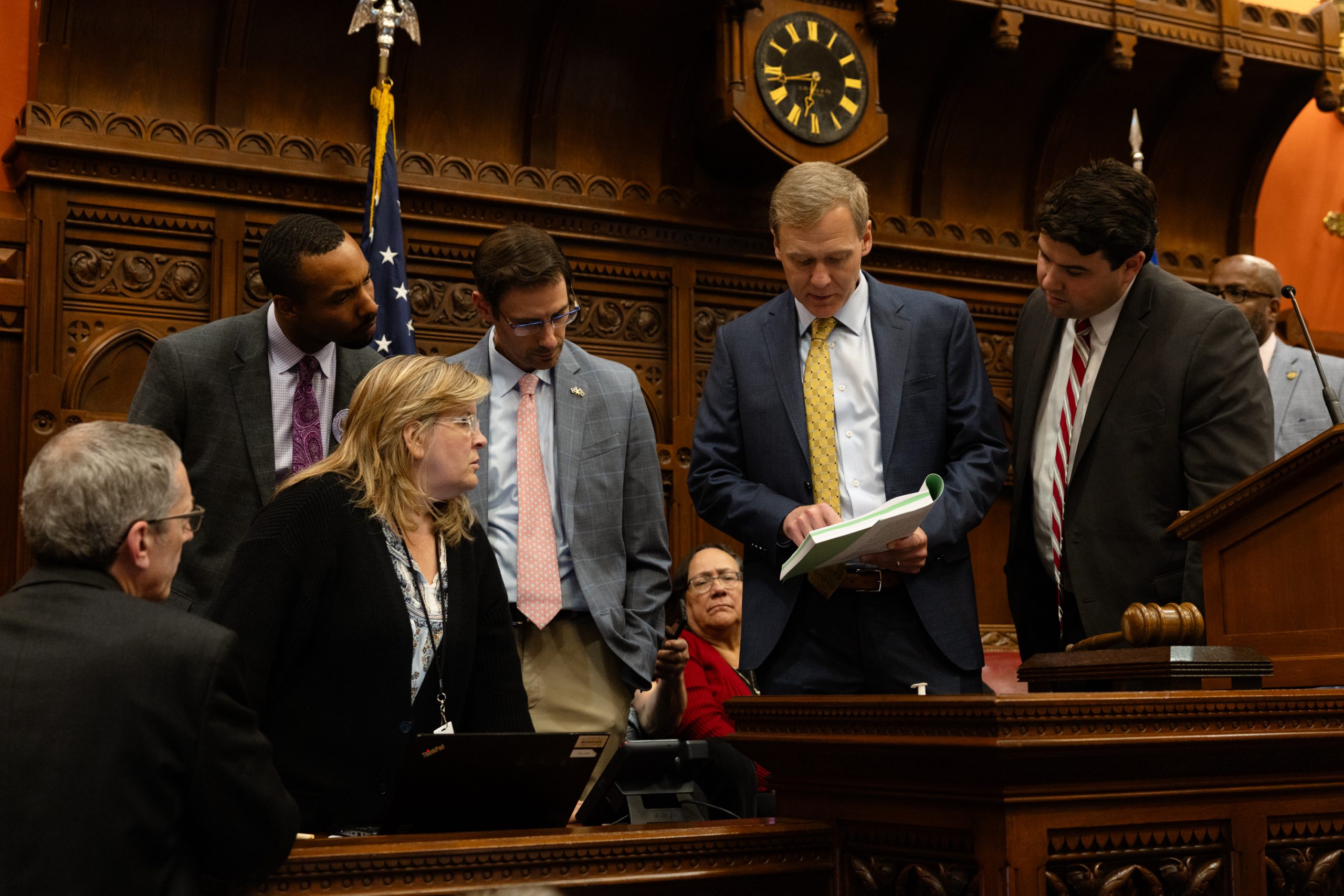 As CT legislature enters final stretch, Lamont makes a surprise visit