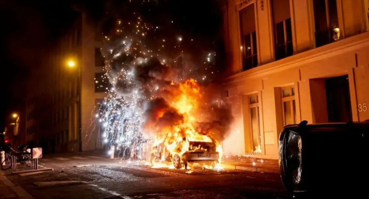 PSG 'strongly condemn' violence and disorder in France after Champions ...