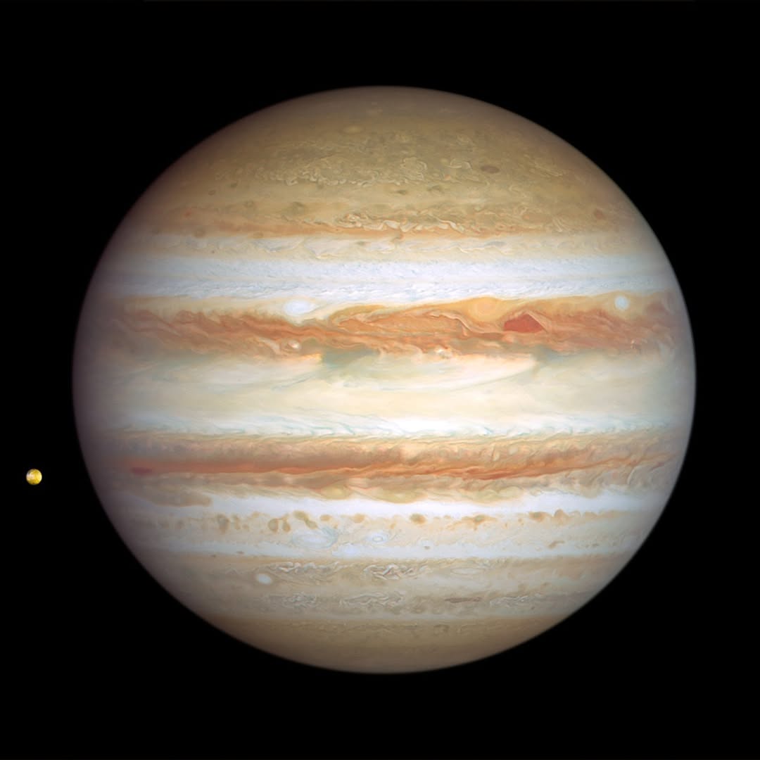 Europa: 5 things to know about Jupiter's 4th largest moon
