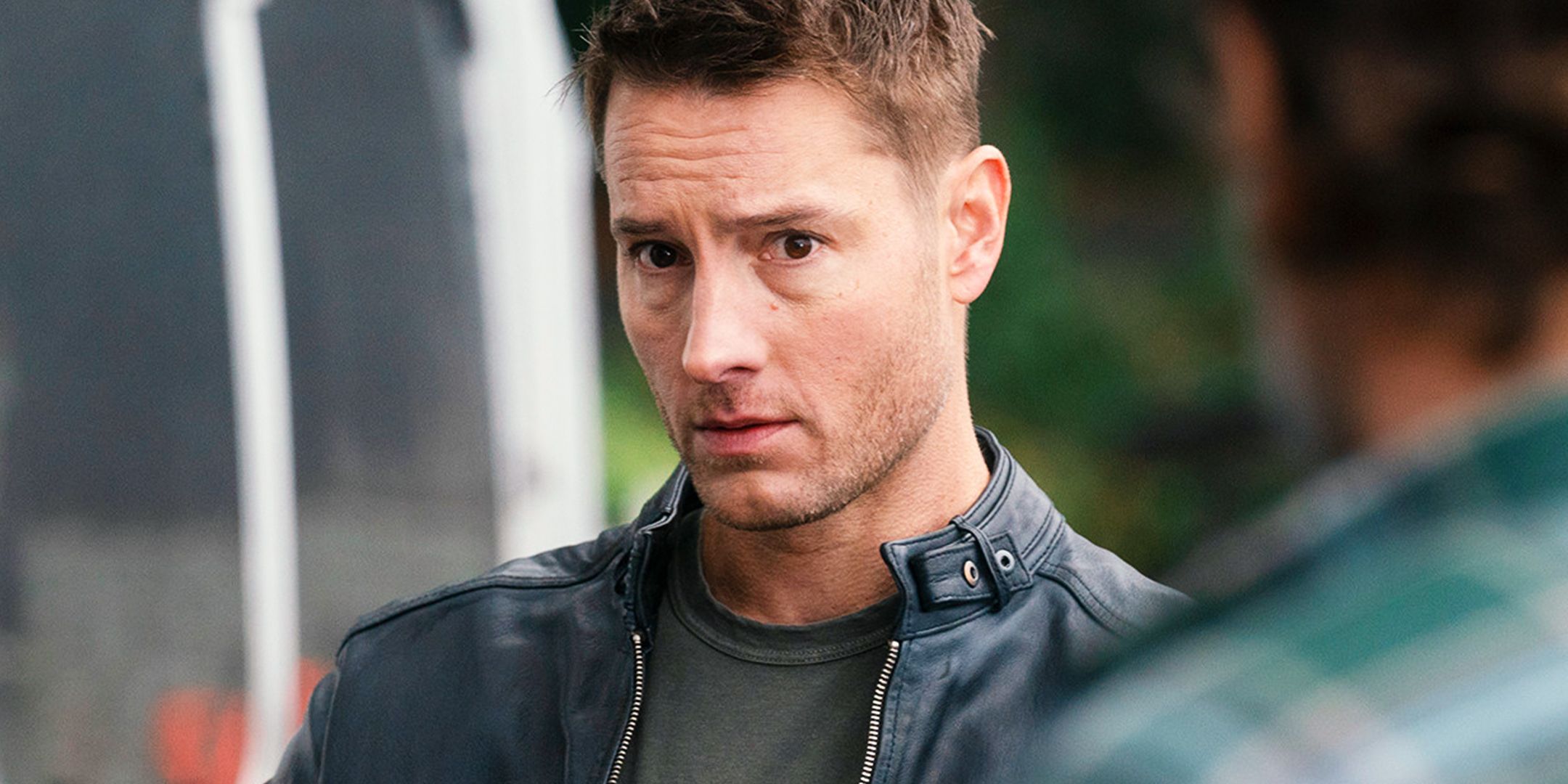 Tracker Is Wasting Justin Hartley, & This 94% Rotten Tomatoes Hit Shows ...