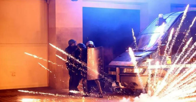 Two dead and more than 500 arrested as PSG title celebrations spark ...