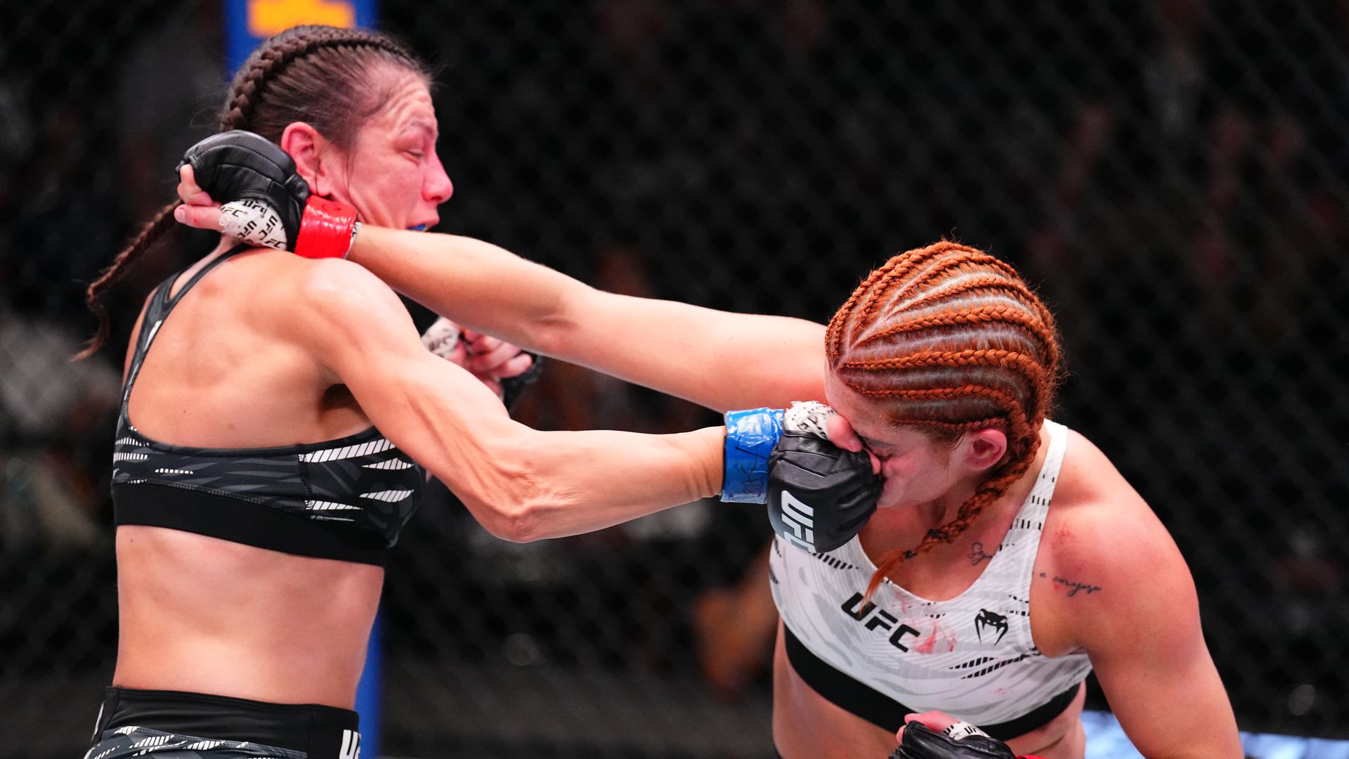 UFC Vegas 107 bonuses: Ardelean vs. Dos Santos earns Fight of the Night ...