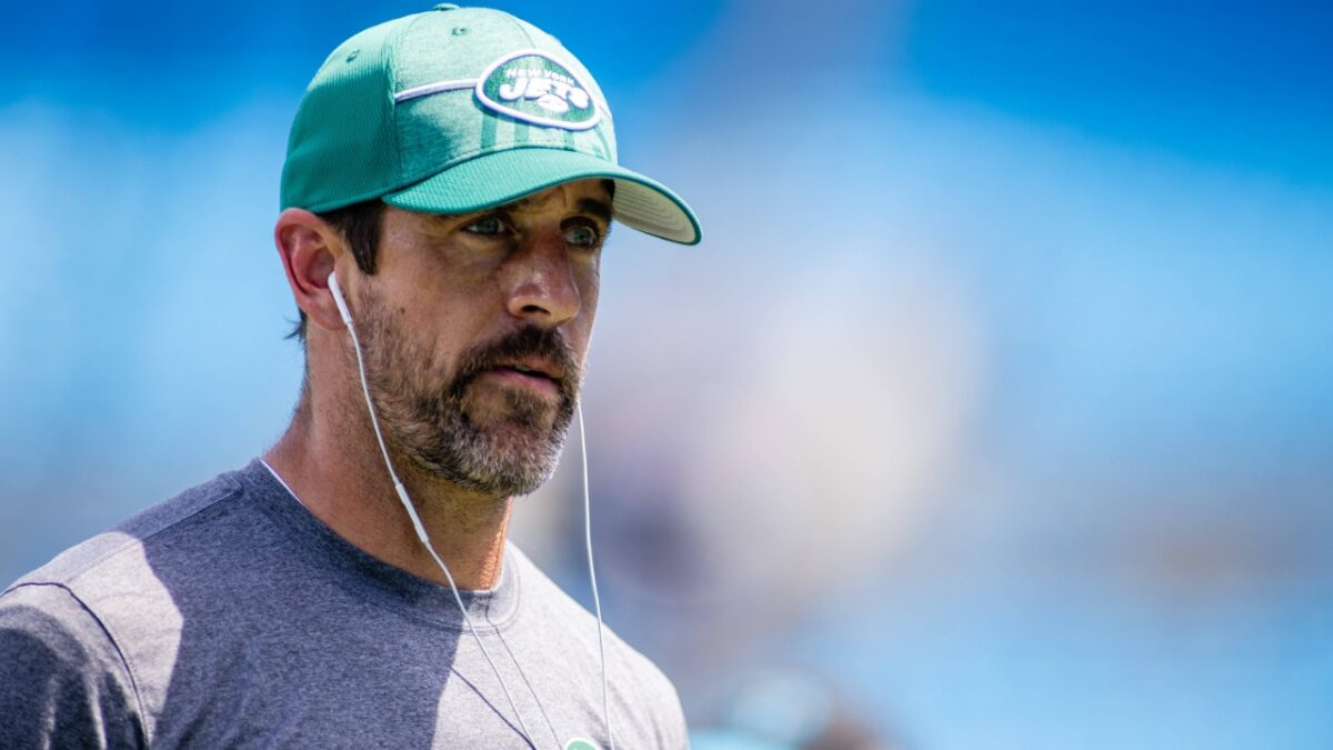 Marcedes Lewis Criticizes Packers’ Early Transition From Aaron Rodgers ...