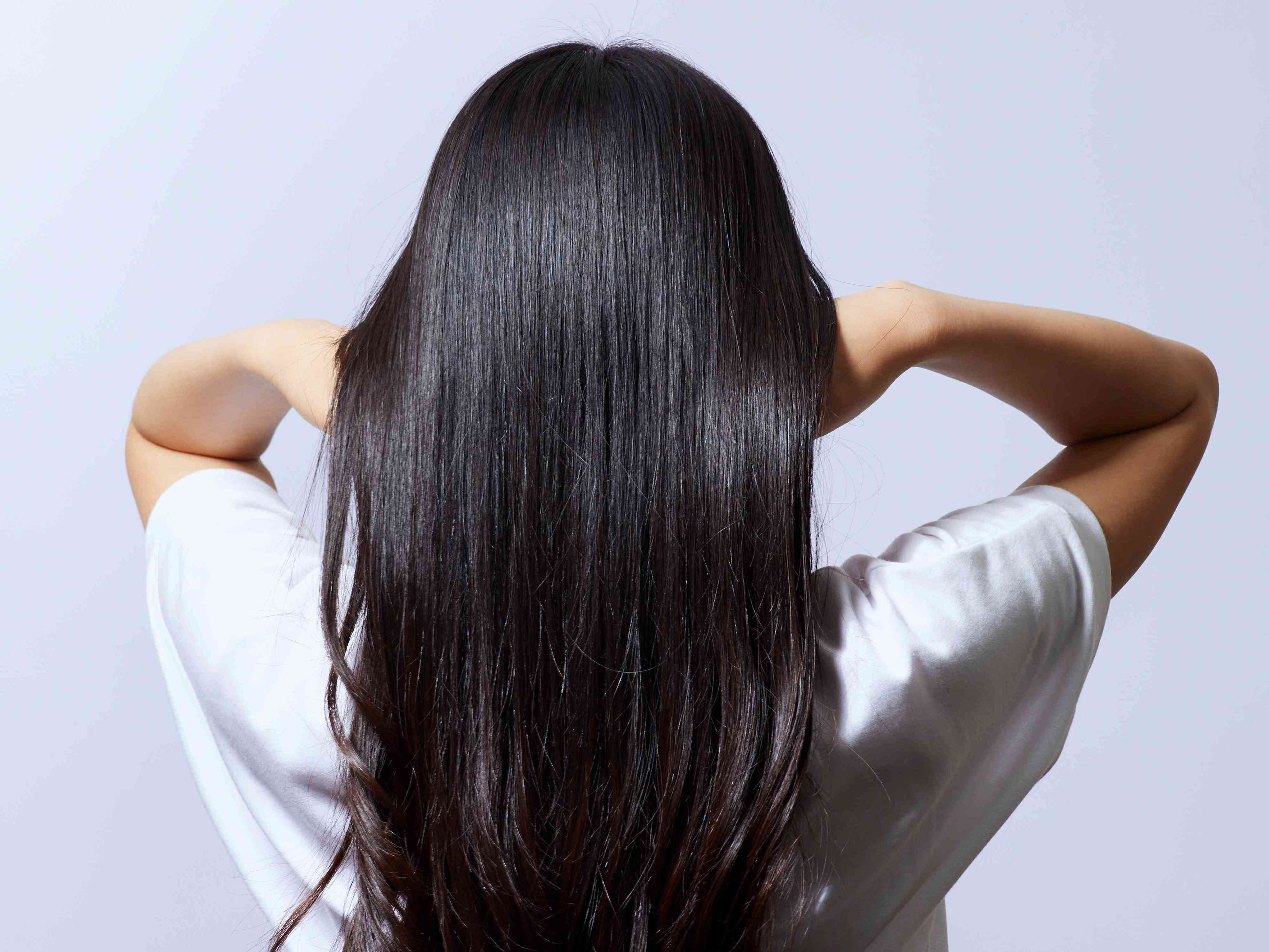 A Celebrity Hair Colorist Told Me Her Genius Hack for Concealing Gray Roots