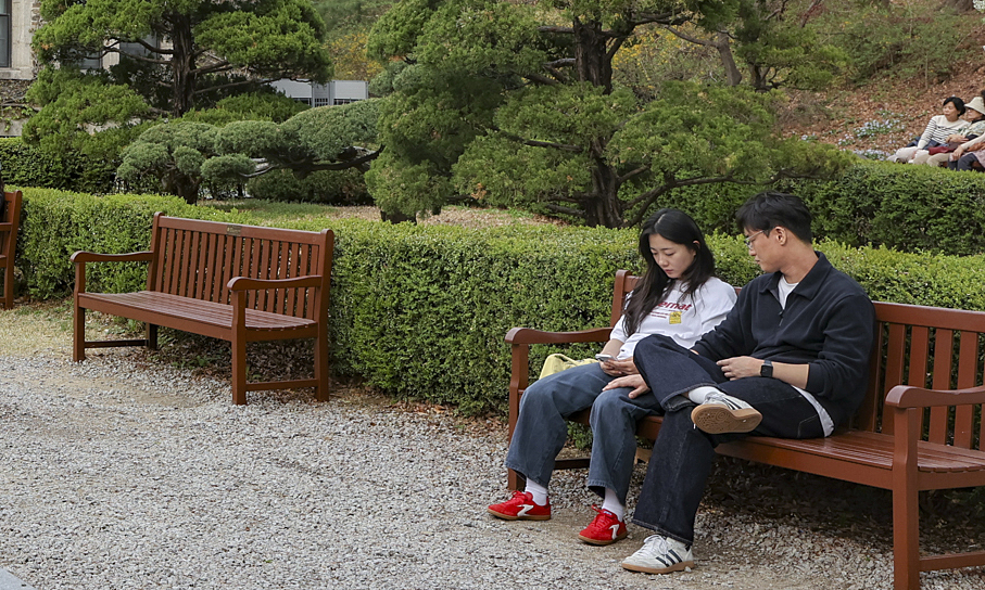 South Korea offers up to $14,600 to newlyweds, experts question long ...