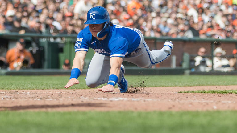 Red Sox make intriguing move on outfielder amid Braves series