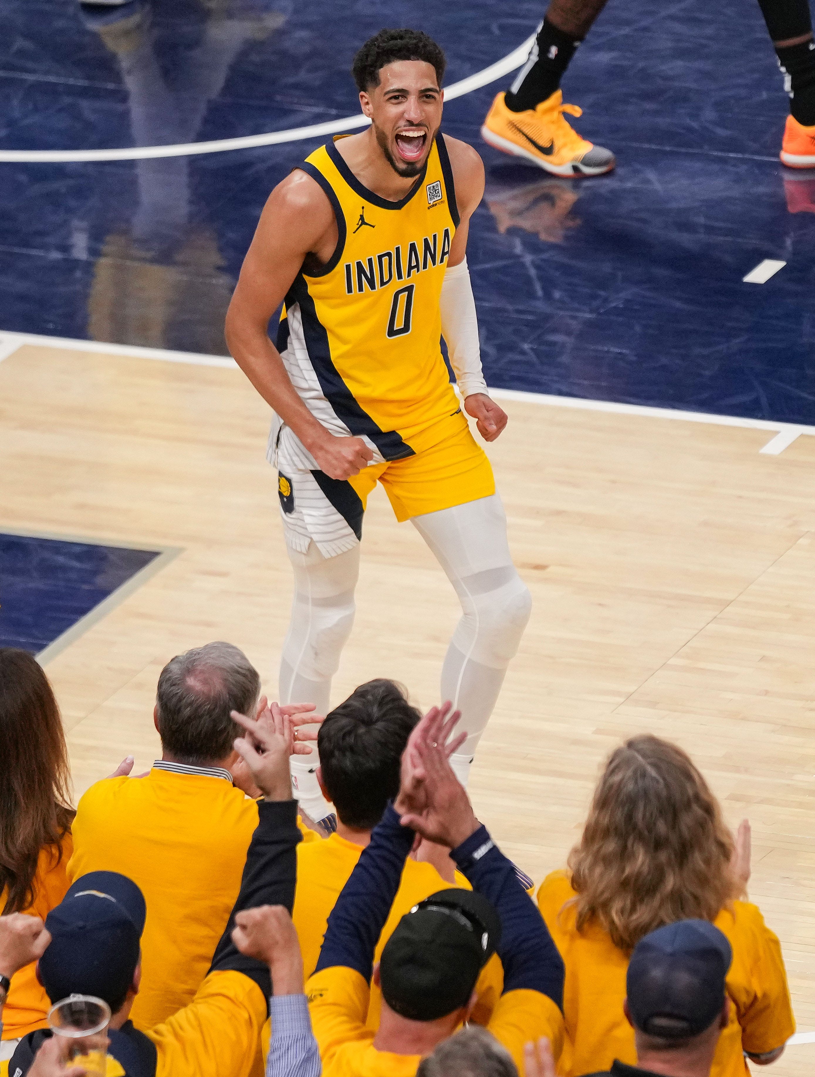Tyrese Haliburton takes shot at celebrity Knicks fans: 'Too cool to get ...