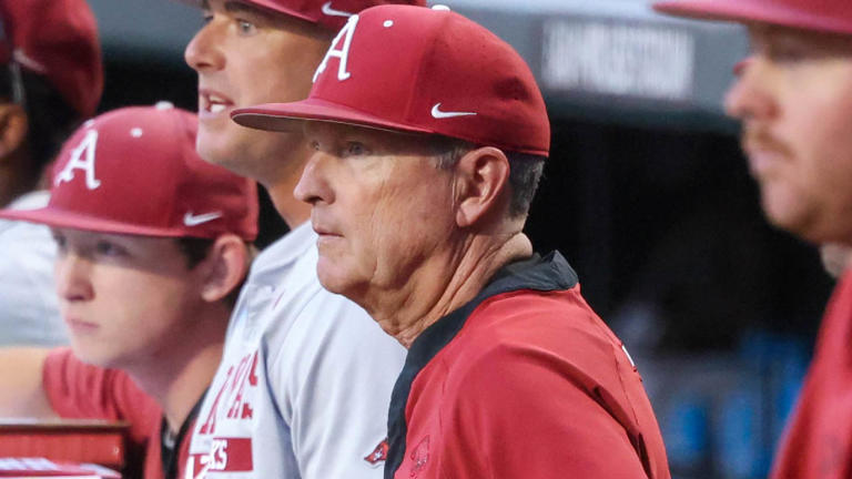 Aloy's historic blasts punctuate Razorbacks win over Creighton
