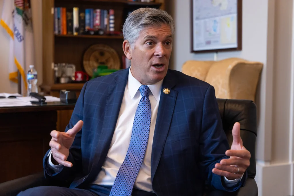 Republicans see Darin LaHood as ‘best chance’ for Senate flip in blue ...