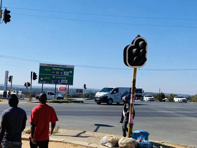 Joburg in decay: JRA and City Power's 'arrogance' plunges residents ...