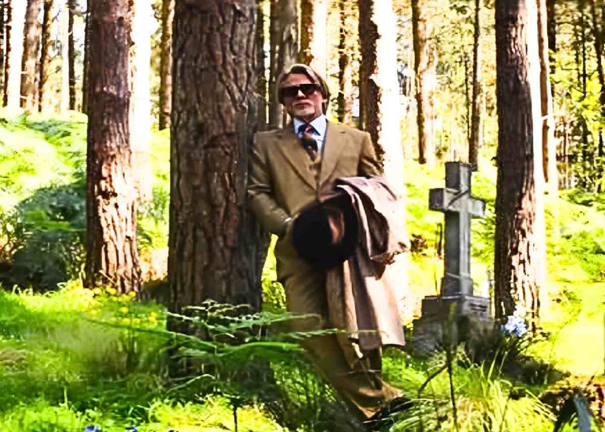 Daniel Craig calls playing Benoit Blanc ‘Dumb Luck’