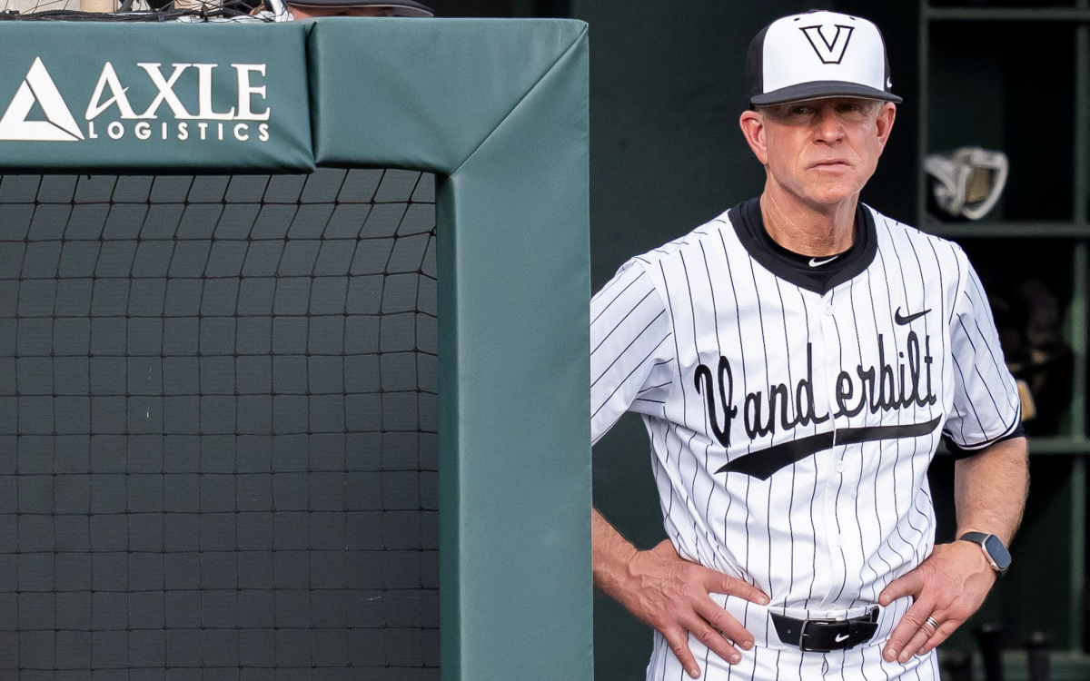 Vanderbilt's Tim Corbin snaps at reporter and shows frustration after ...