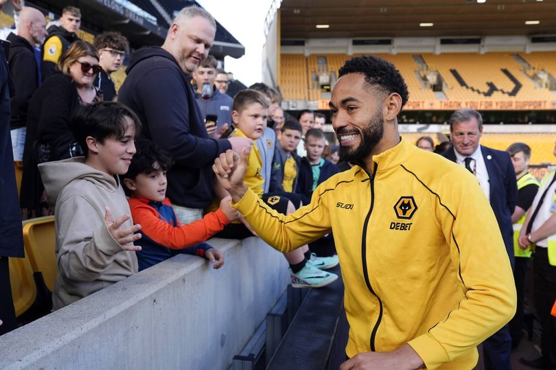 £183.5m triple transfer move shows scale of the task facing Manchester ...