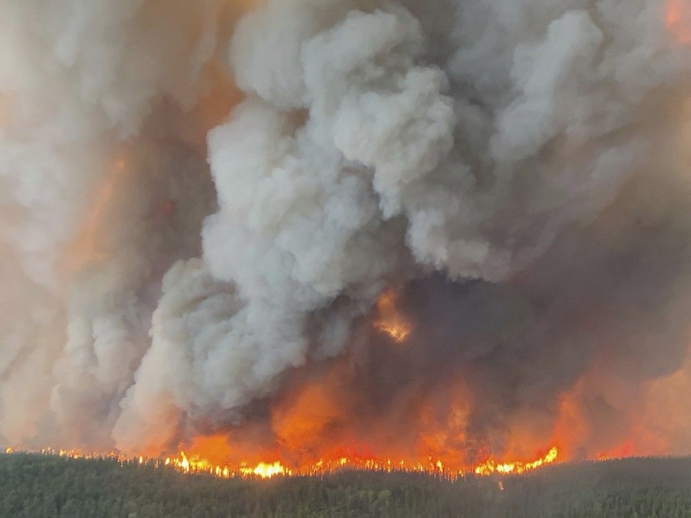 Wildfire updates: Air quality in Calgary to worsen | Fire ban issued ...