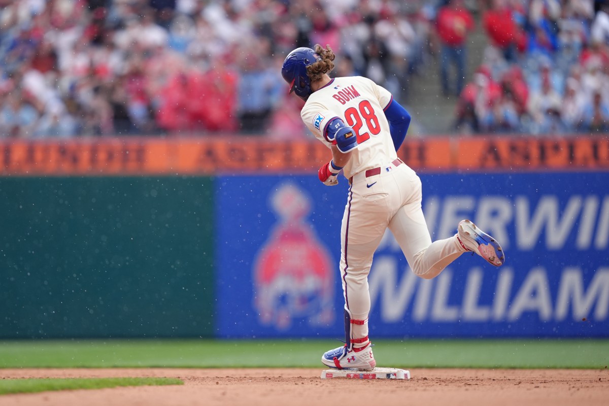 Despite late stumbles, Phillies clock in a successful May