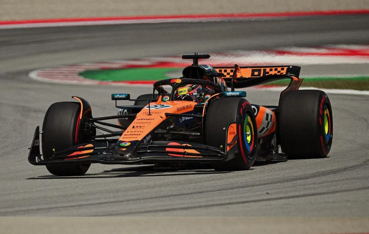 F1 | Gp Spagna 2025, ordine arrivo: 1-2 McLaren, Leclerc clamoroso podio