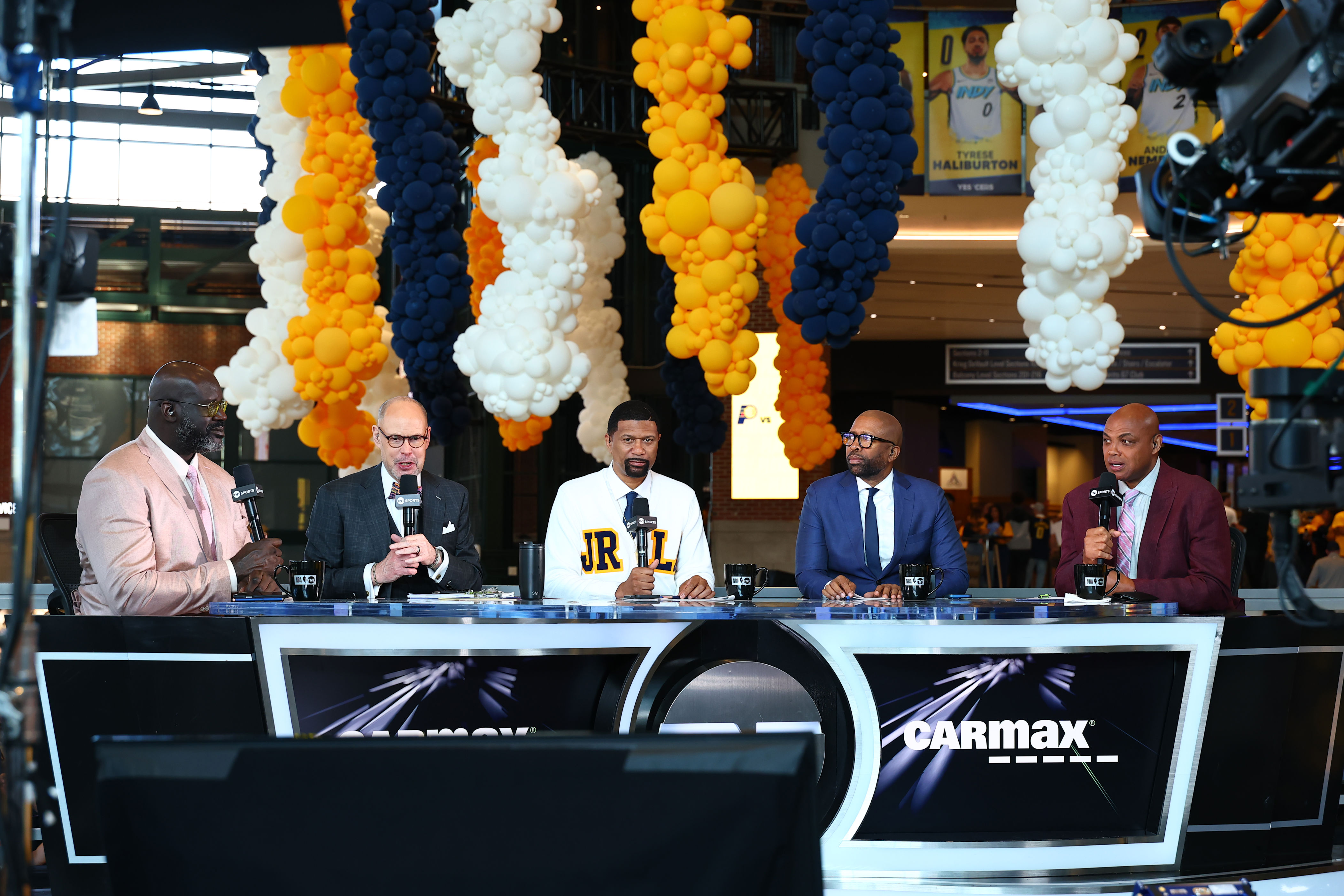 ‘Inside the NBA’ crew bids an emotional goodbye to the NBA on TNT