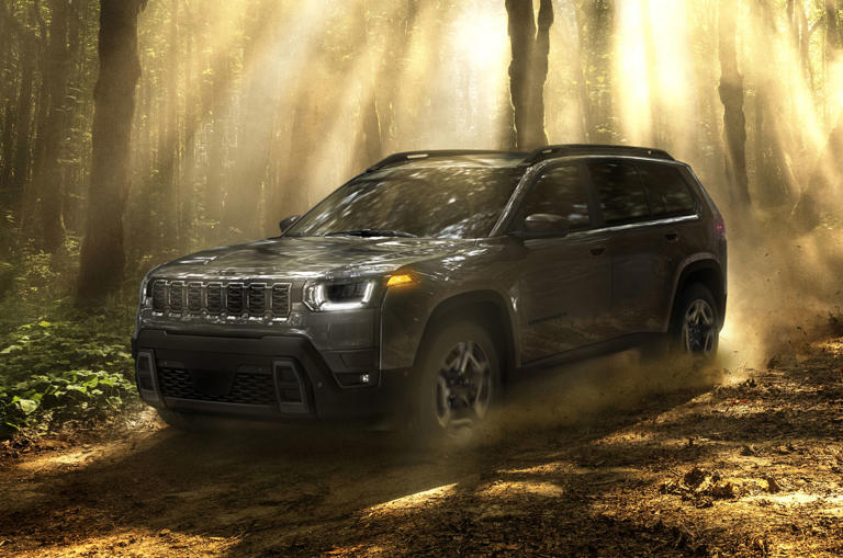First official pictures of new Jeep Cherokee ahead of 2026 launch