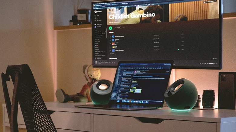 10 Awesome USB Gadgets Designed For PC Gamers