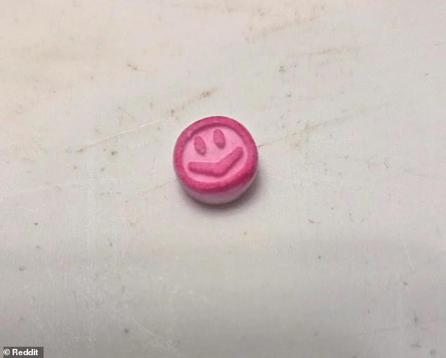 I couldn't figure out why I had a small pink smiley face in my washing ...